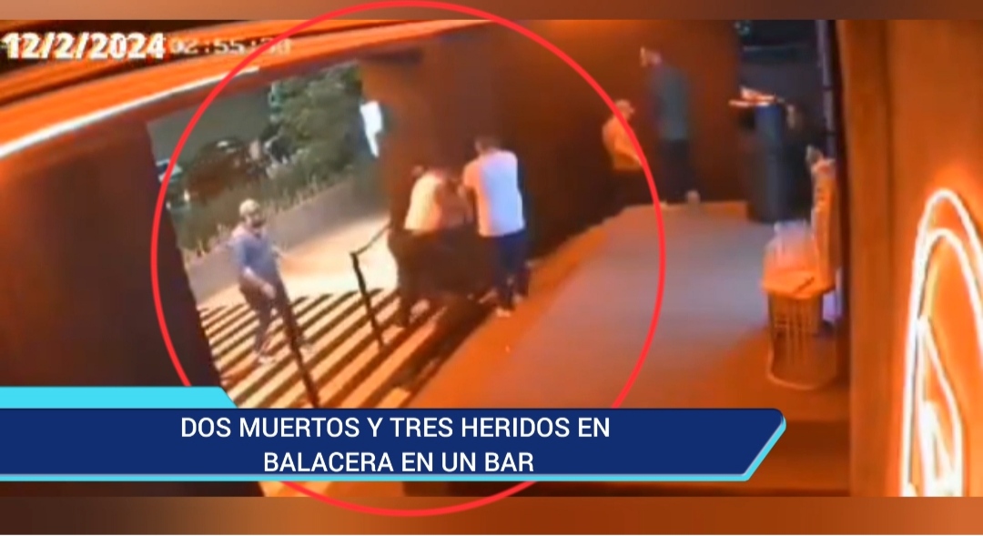 EN VIDEO: Balacera en un bar deja tres muertos y dos heridos. | Noticias UNOA